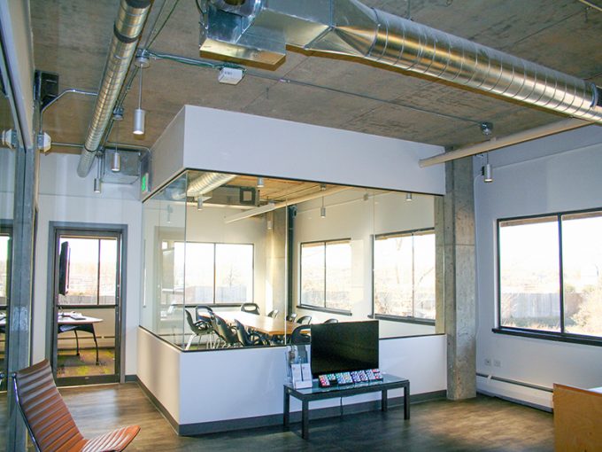 EVstudio Building - EVstudio