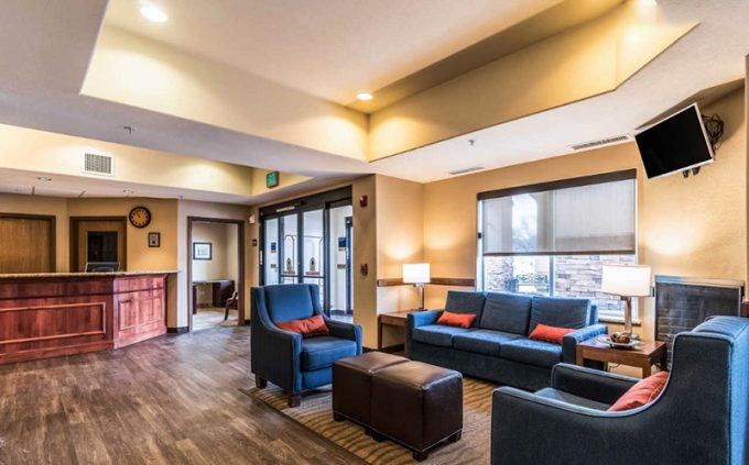 Comfort Inn - EVstudio