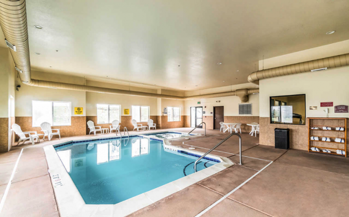 Comfort Inn - EVstudio